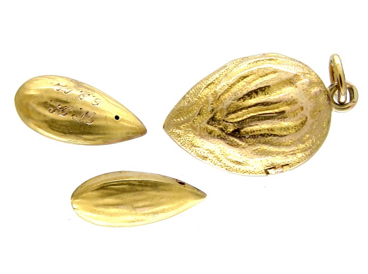 Almond Charm (367C) | The Antique Jewellery Company