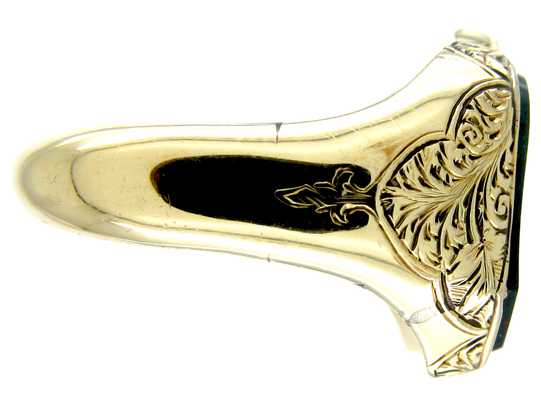 Shield Shaped Gold & Bloodstone Signet Ring (292E) | The Antique ...