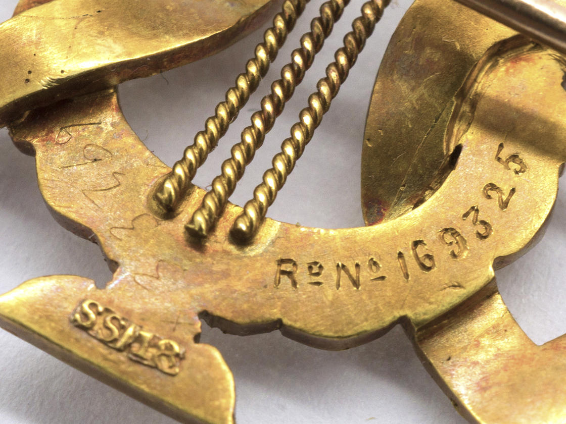 Edwardian 18ct Gold Double Heart & Lyre Split Pearl Brooch (47G) | The ...