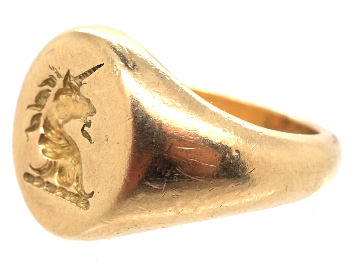 18ct Gold Signet Ring Retailed by Cartier with Unicorn Intaglio (854G ...