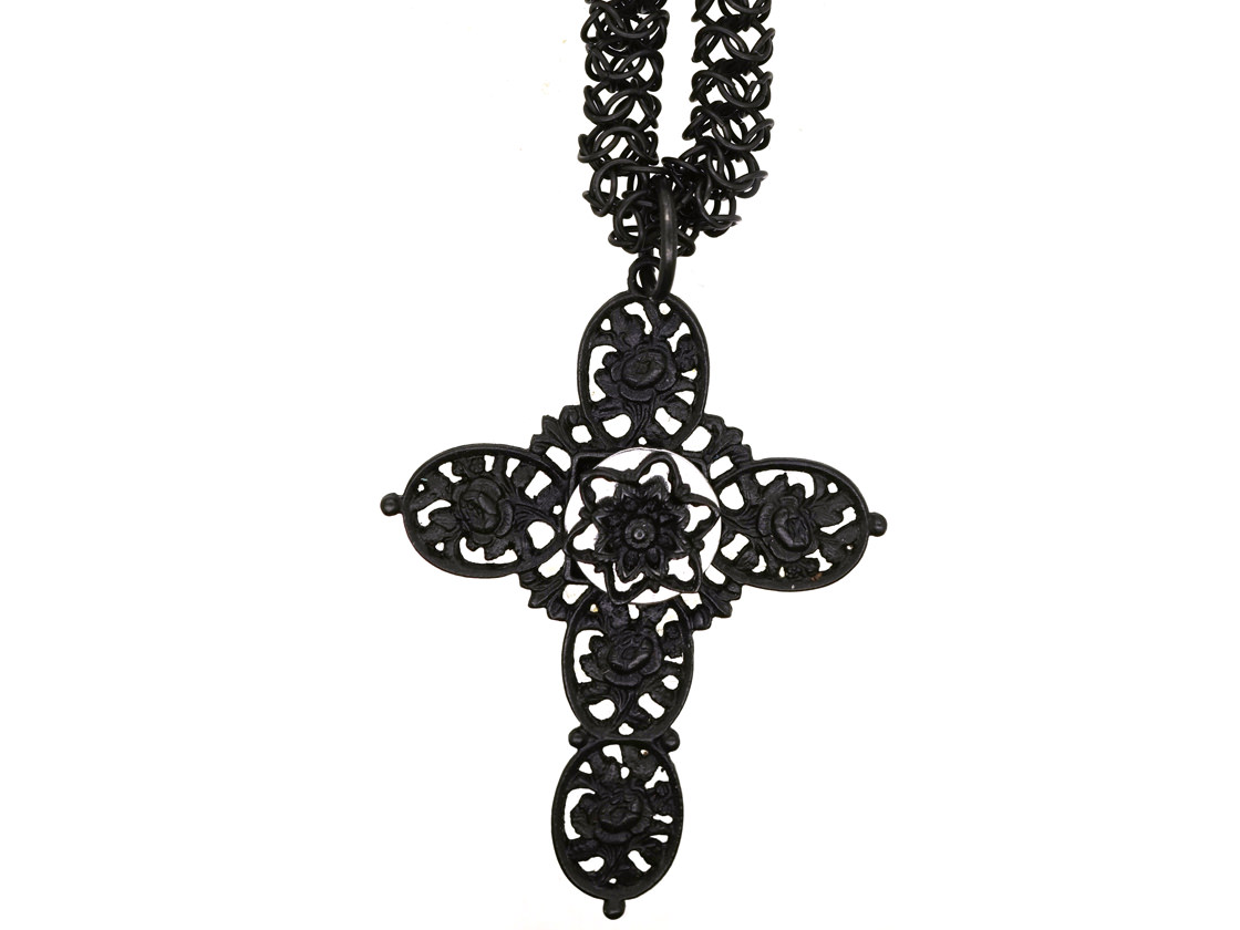 Berlin Iron Cross on Berlin Iron Chain (466K) | The Antique Jewellery ...