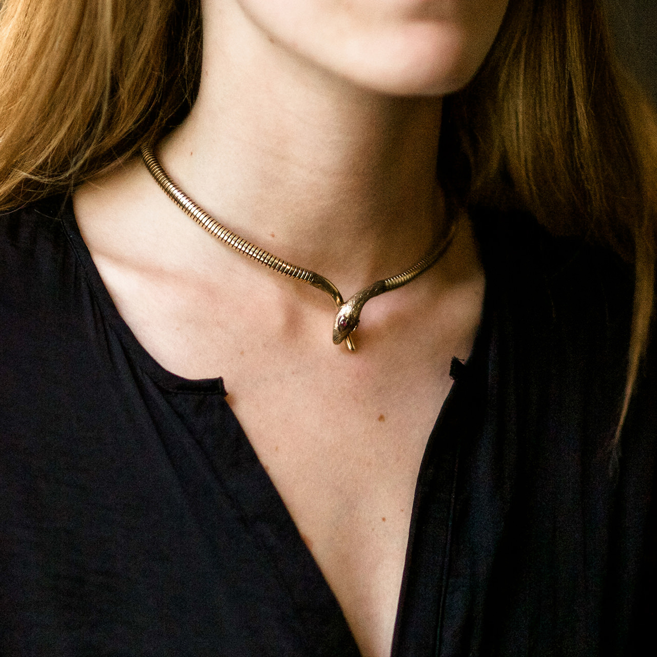 9ct Gold & Ruby Snake Necklace (503K) | The Antique Jewellery Company