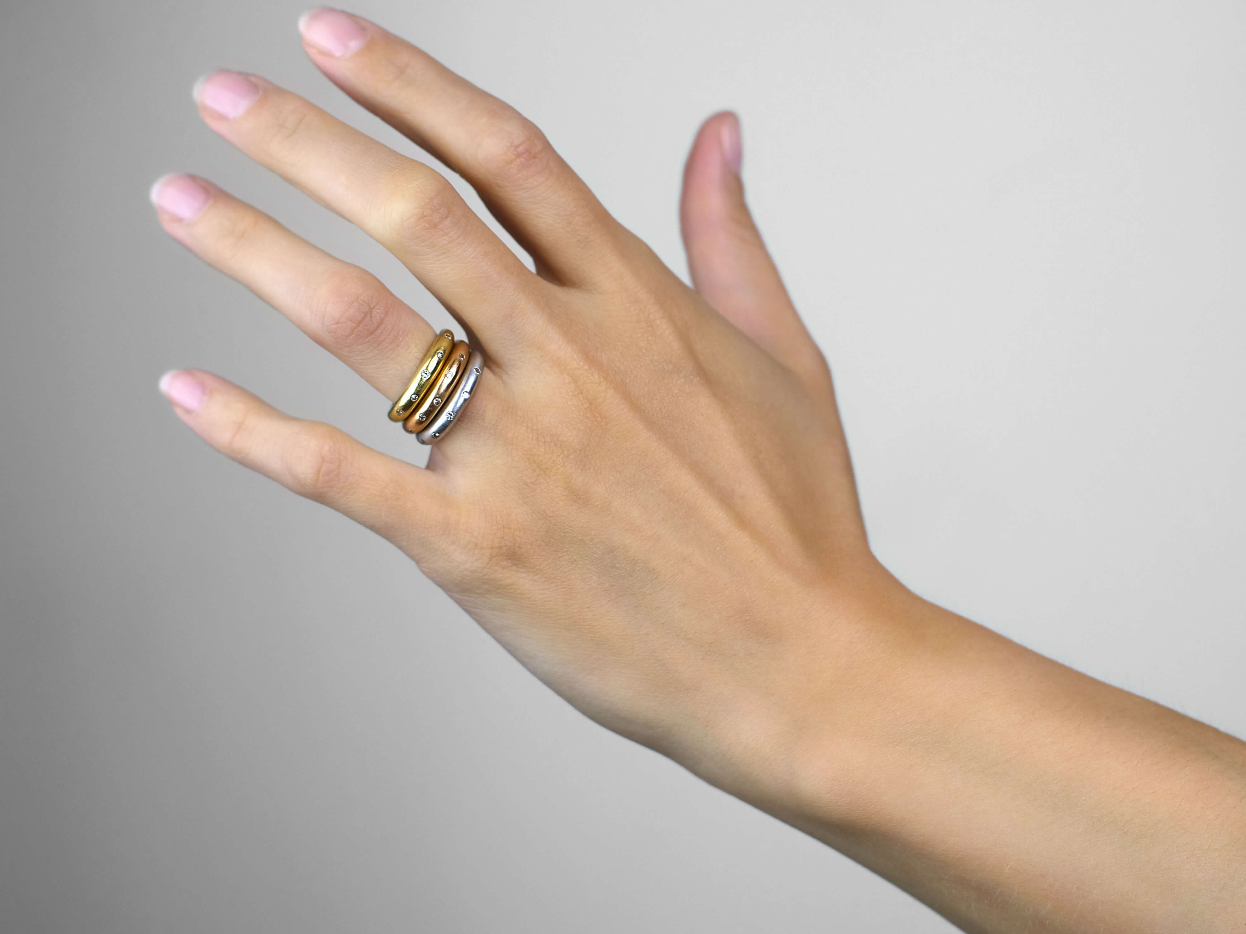 Three Three Colour Gold & Diamond Set Rings (485 U) | The Antique ...