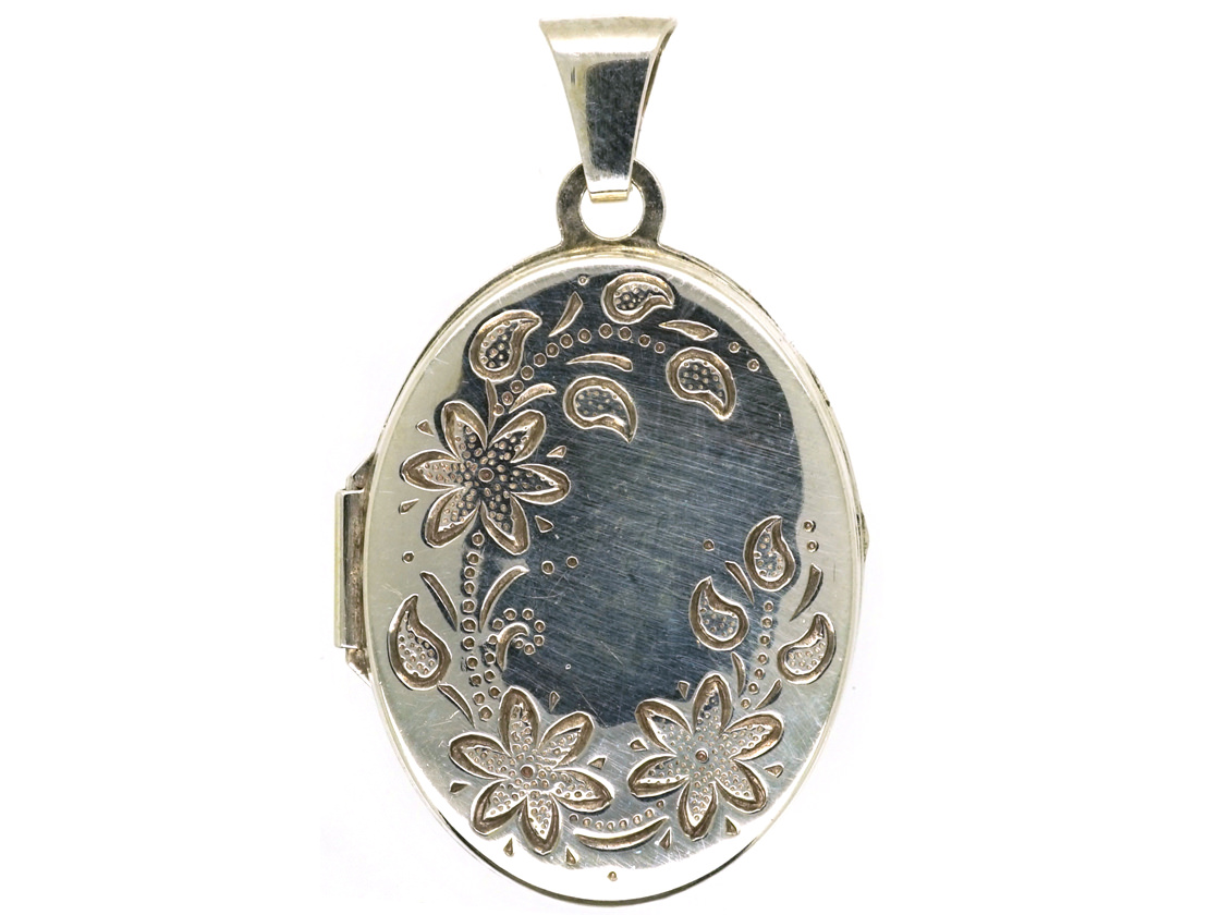 Small Silver Oval Locket With Flower Decoration (189K) | The Antique ...