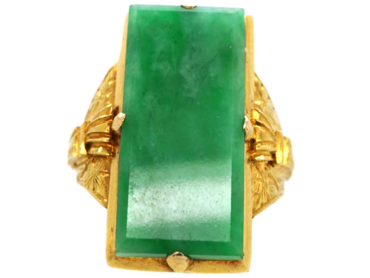 14ct Gold Jade Ring - The Antique Jewellery Company