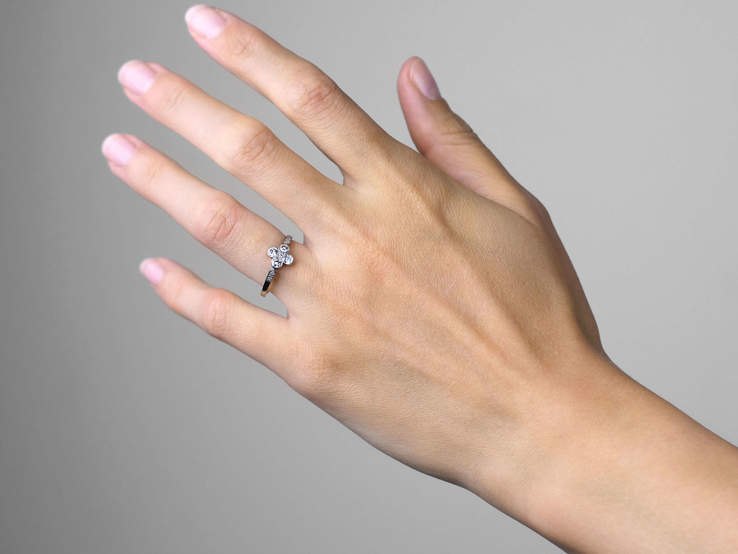 Edwardian 18ct White Gold & Platinum Four Stone Diamond Cluster Ring ...