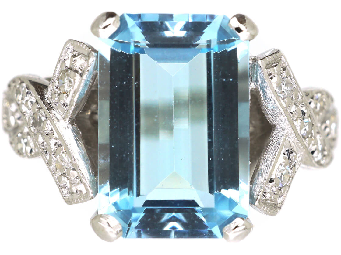 18ct White Gold Rectangular Aquamarine & Diamond Ring (66N) | The ...