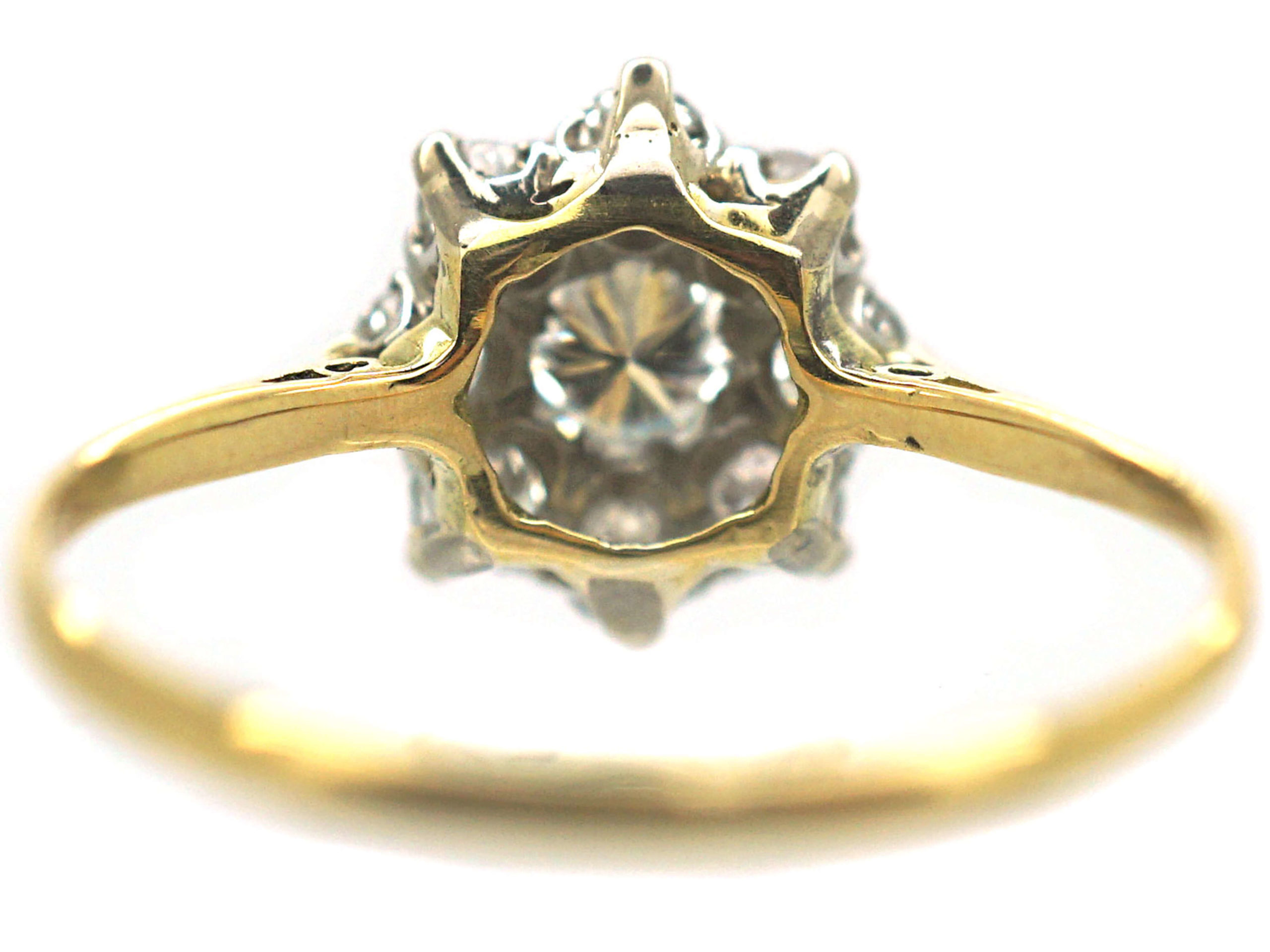 18ct Gold Diamond Daisy Cluster Ring (494P) | The Antique Jewellery Company