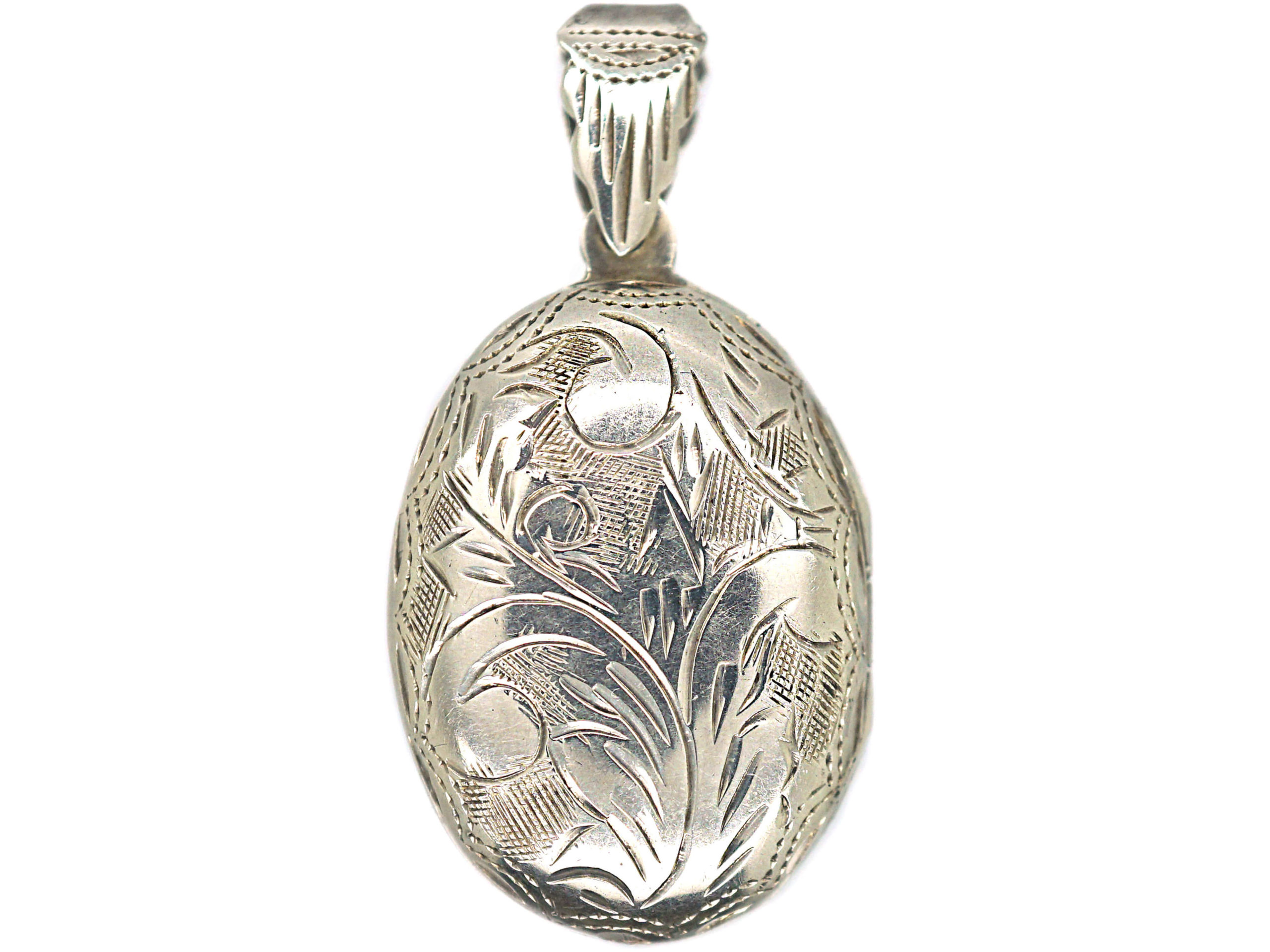 Silver Oval Engraved Locket (698P) | The Antique Jewellery Company