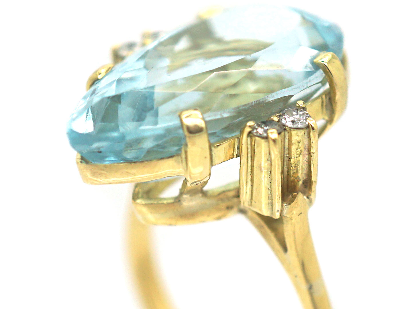 1950's 18ct Gold Large Pear Shaped Blue Topaz Ring with Diamond Set ...