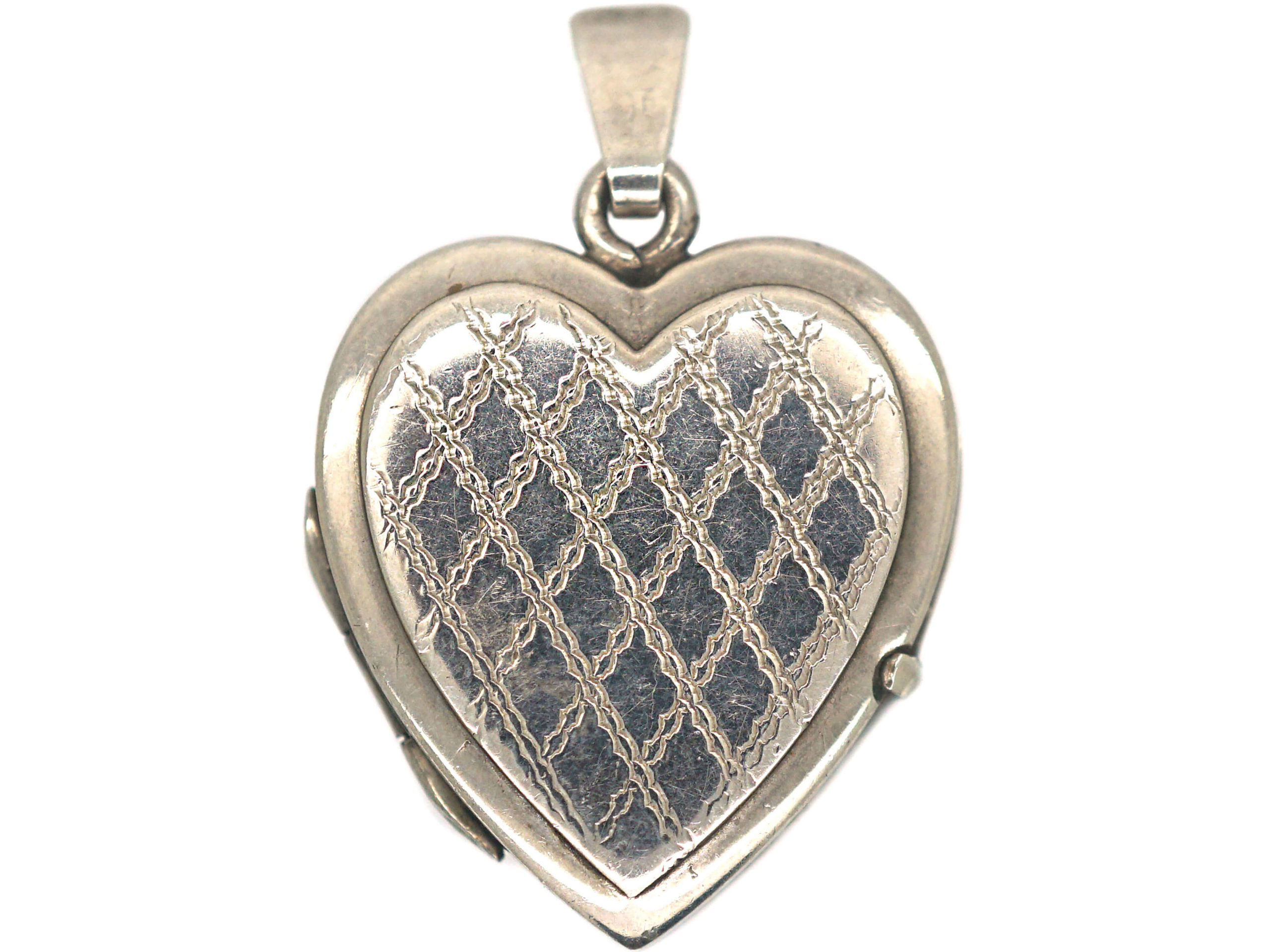 1970s Silver Heart Shaped Locket (880P) | The Antique Jewellery Company