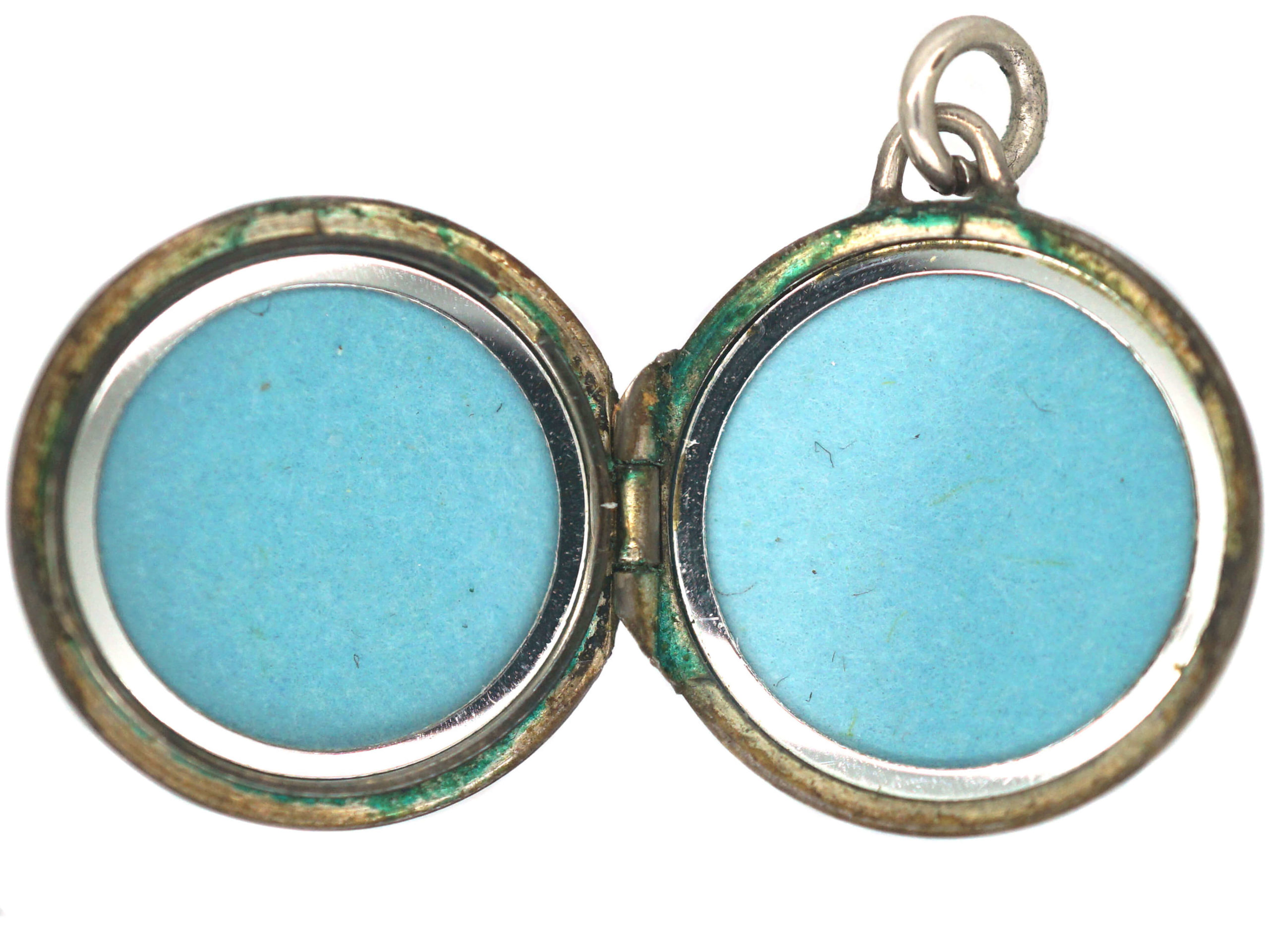 Small Silver Round Locket (861P) | The Antique Jewellery Company