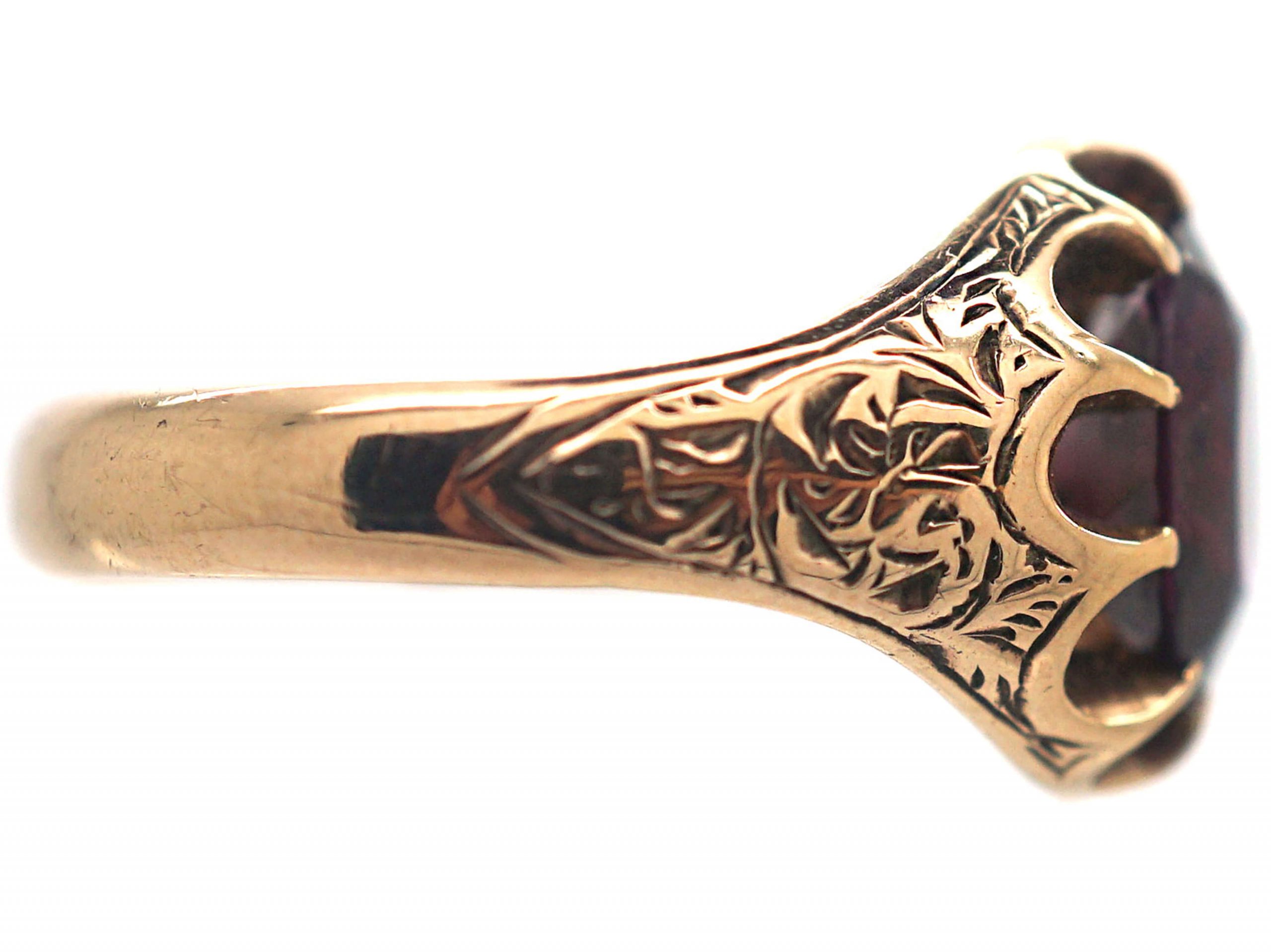 Victorian 9ct Gold Ring set with an Almandine Garnet (411R) | The ...