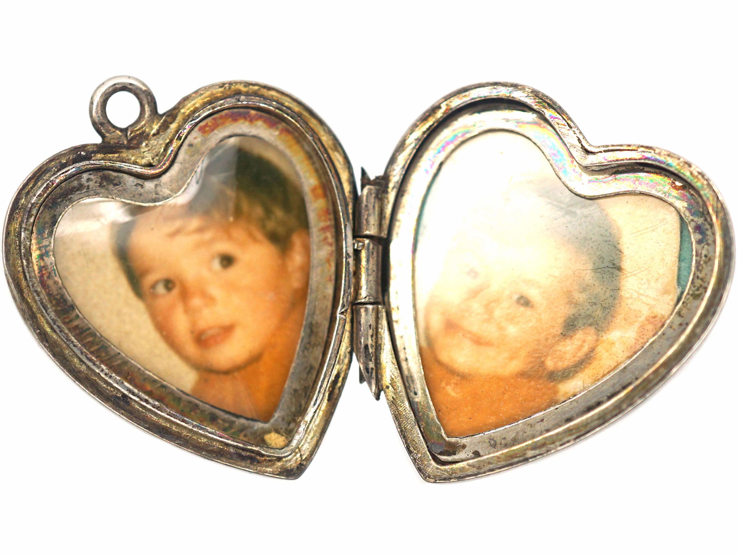 Silver Heart Shaped Locket with Engraved Detail (551R) | The Antique ...