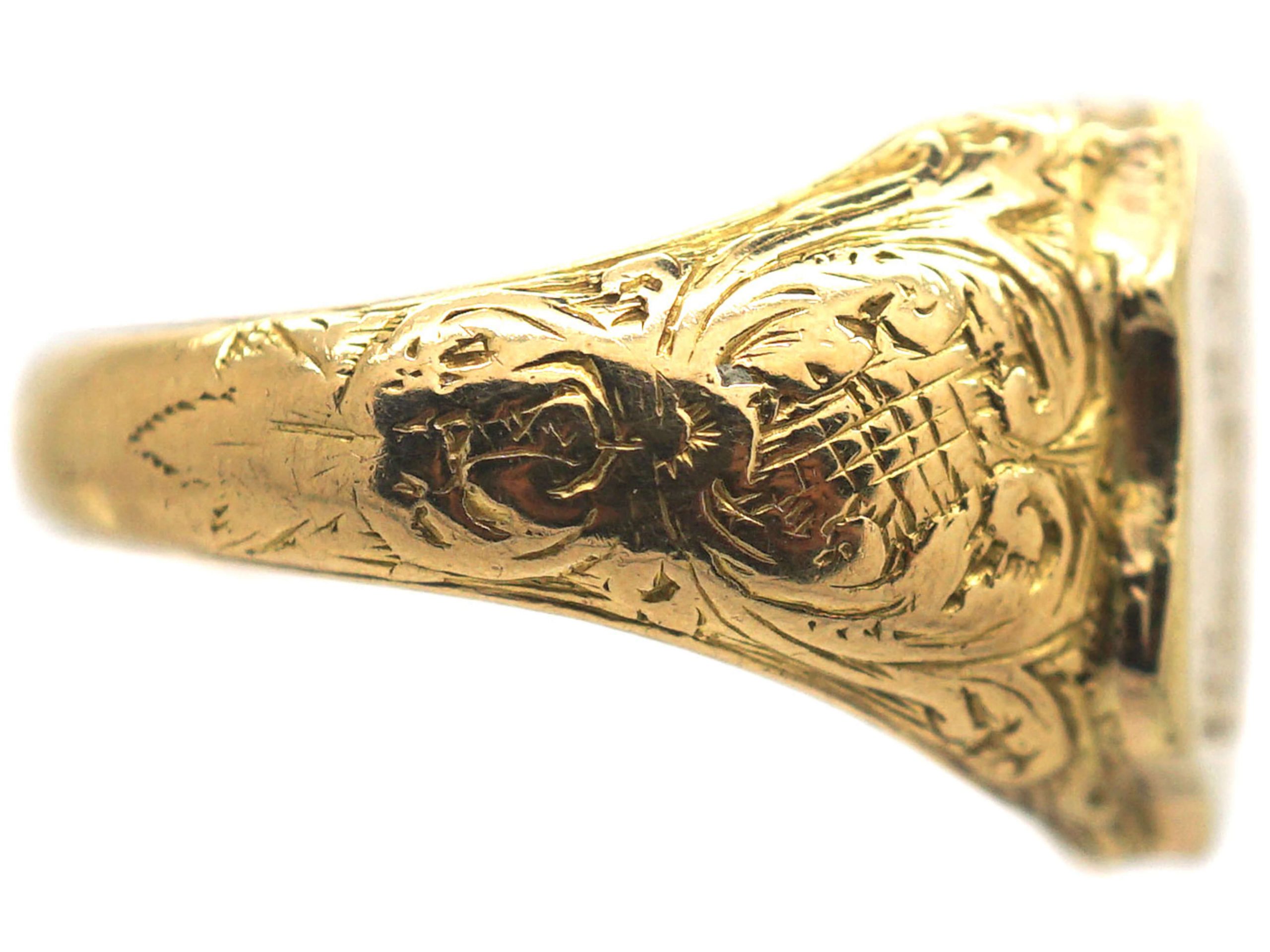 Victorian 18ct Gold Shield Shaped Signet Ring with Engraving of a ...