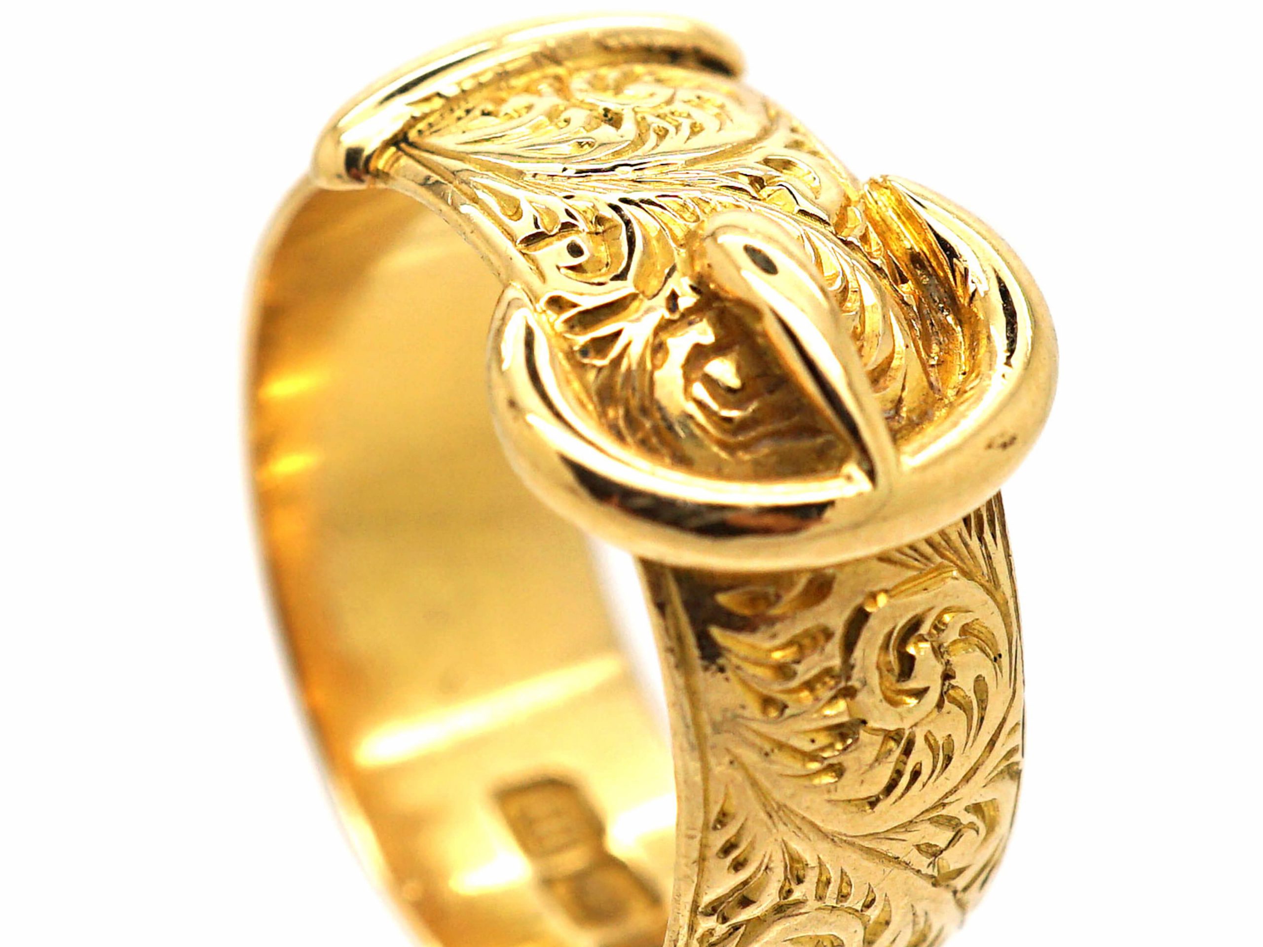 Edwardian 18ct Gold Buckle Ring with Fine Engraving Throughout (965R ...