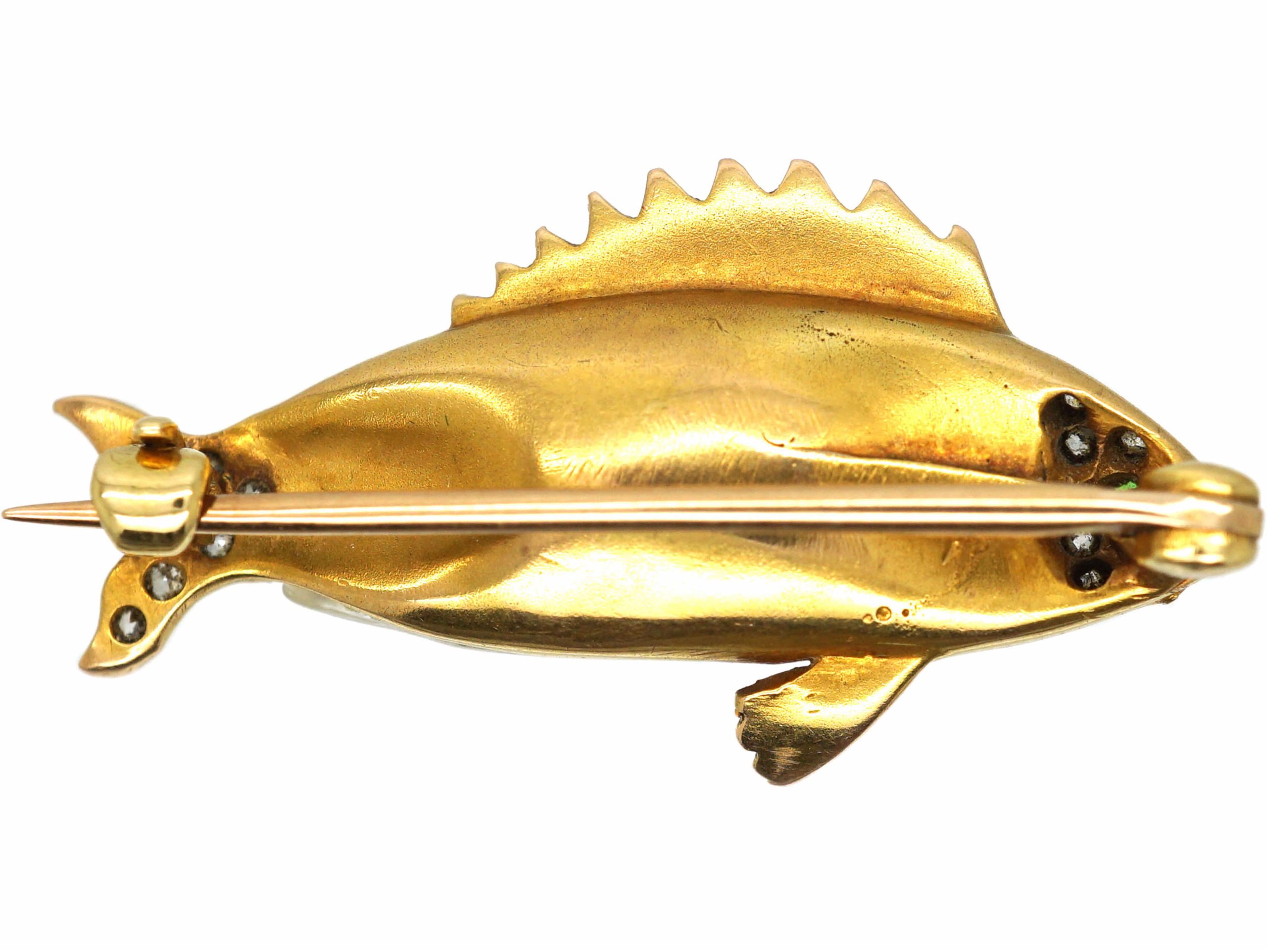 Edwardian 15ct Gold Fish Brooch set with Diamonds, Mississippi Pearl ...
