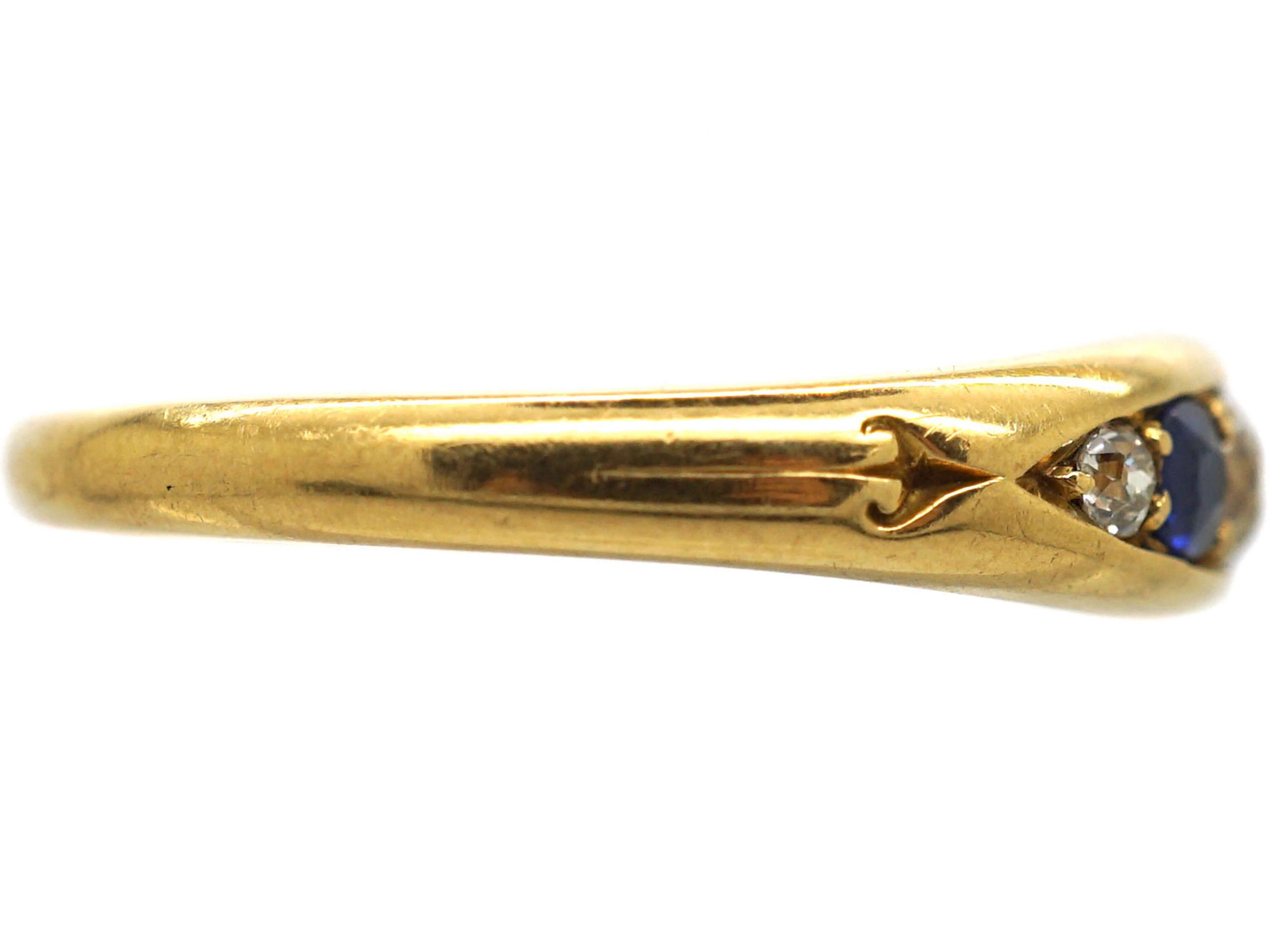 Victorian 18ct Gold Boat Shaped Ring set with Sapphires & Diamonds (67T ...