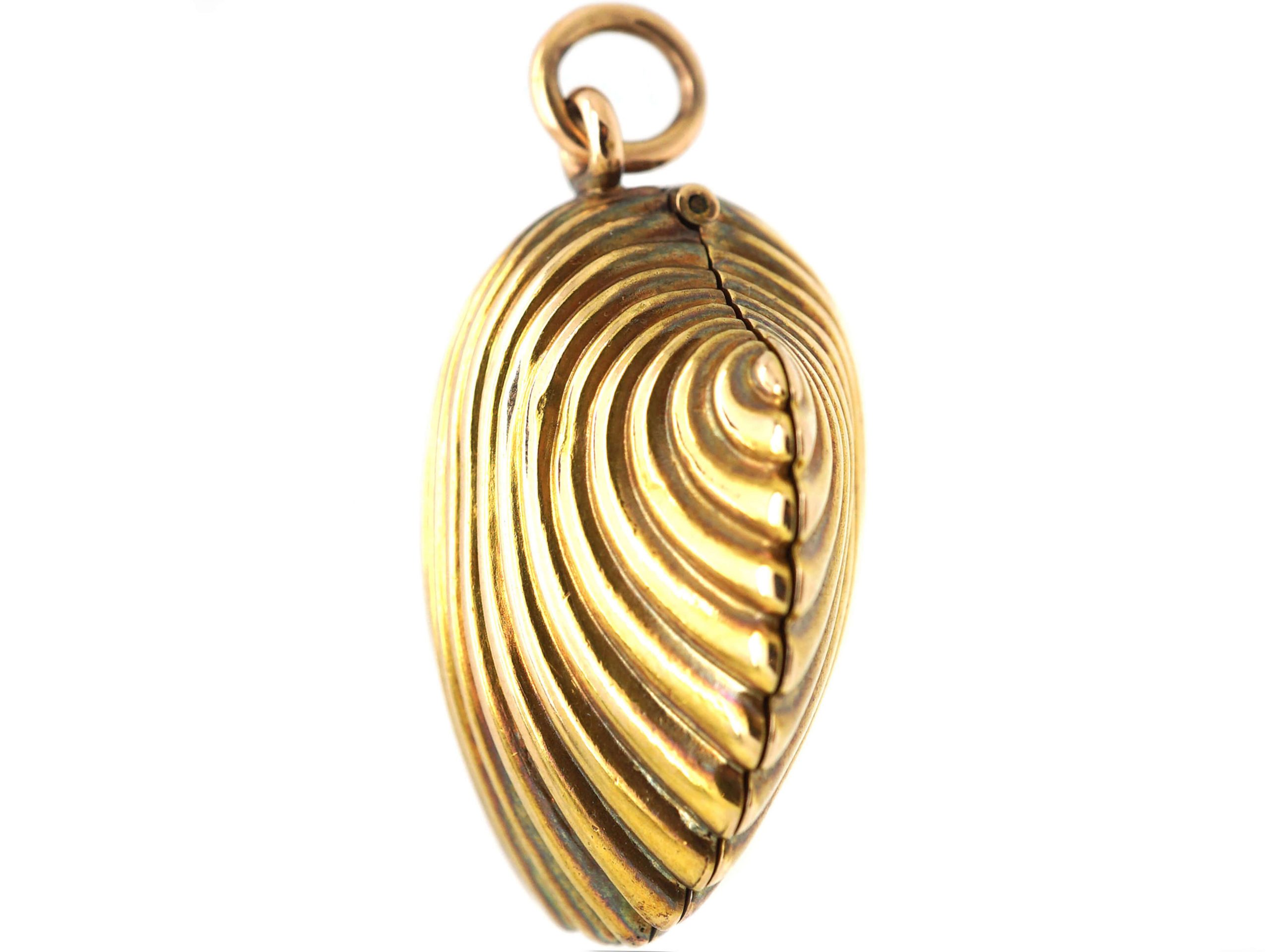 Victorian 15ct Gold Scallop Shell Locket (996T) | The Antique Jewellery ...