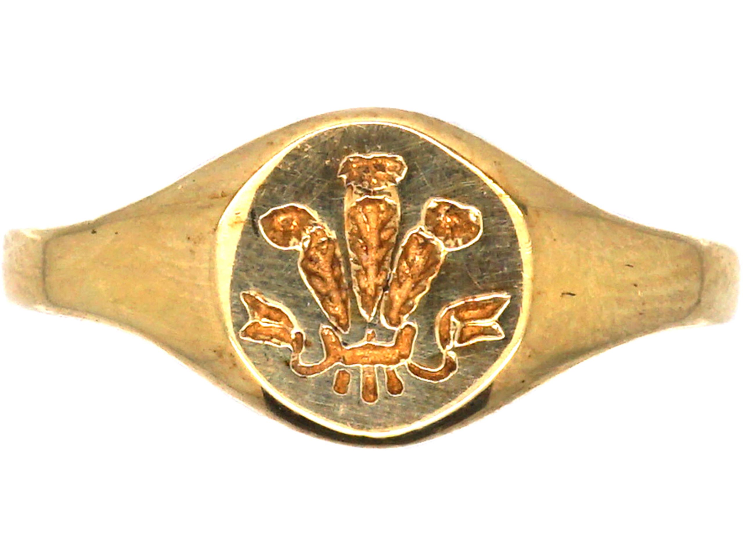 9ct Gold Signet Ring with Intaglio of Prince of Wales Feathers (862U ...