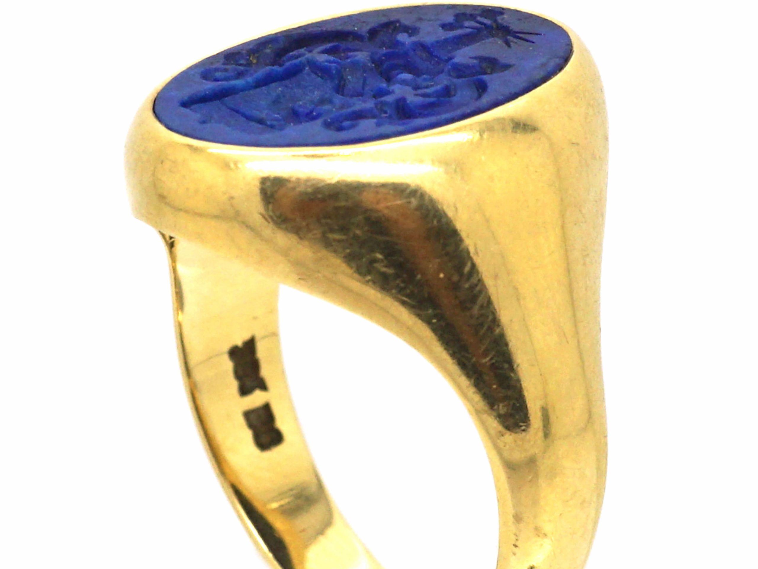 Mid 20th Century 14ct Gold Signet Ring set with Lapis Lazuli with an ...