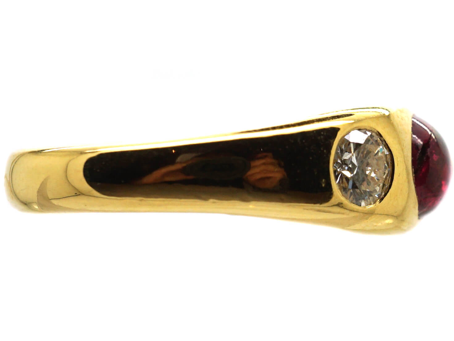 18ct Gold, Rub Over Set Cabochon Ruby & Diamond Three Stone Ring (44W ...