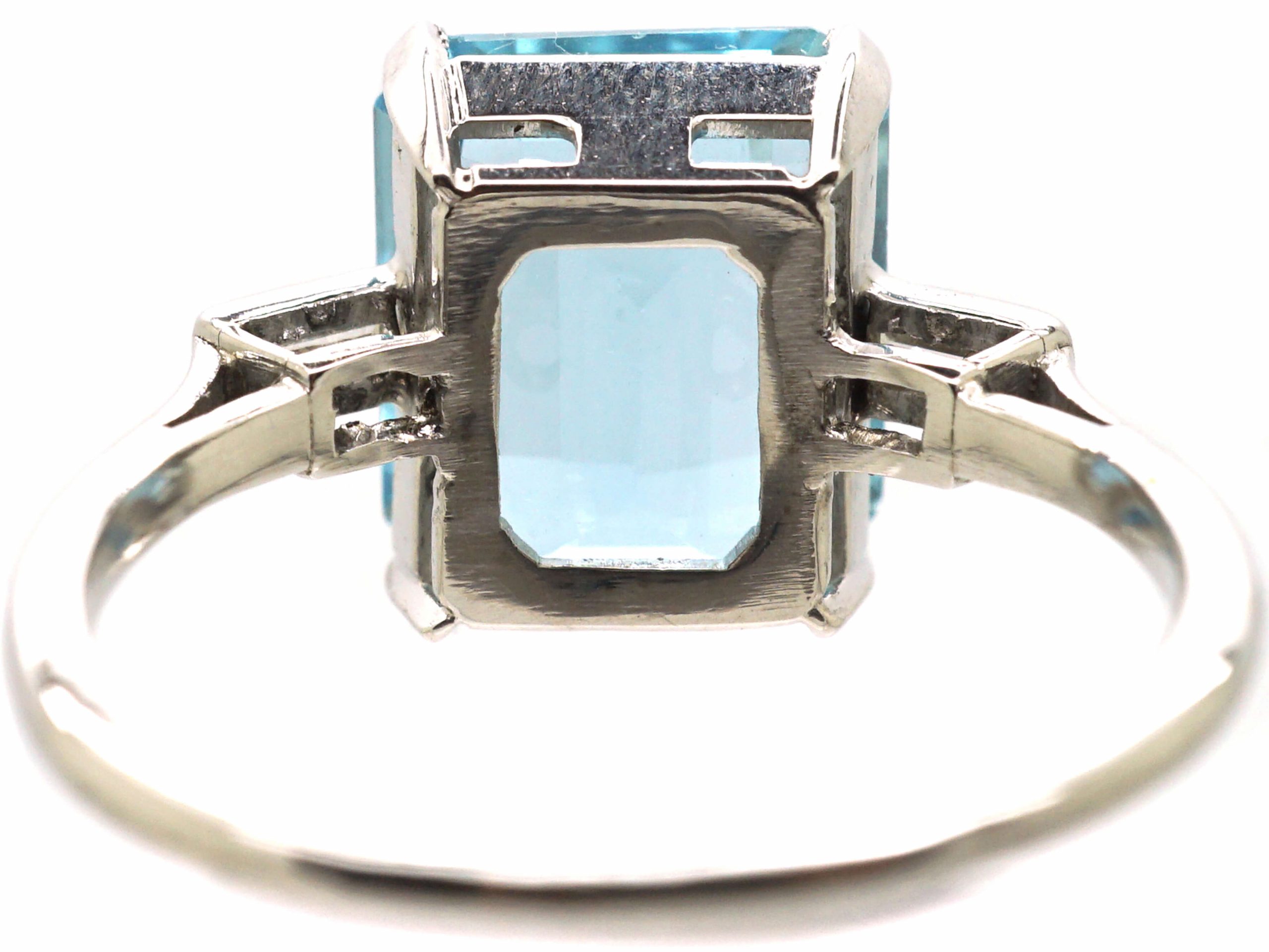 Retro Platinum Ring set with a Rectangular Cut Aquamarine with Baguette ...