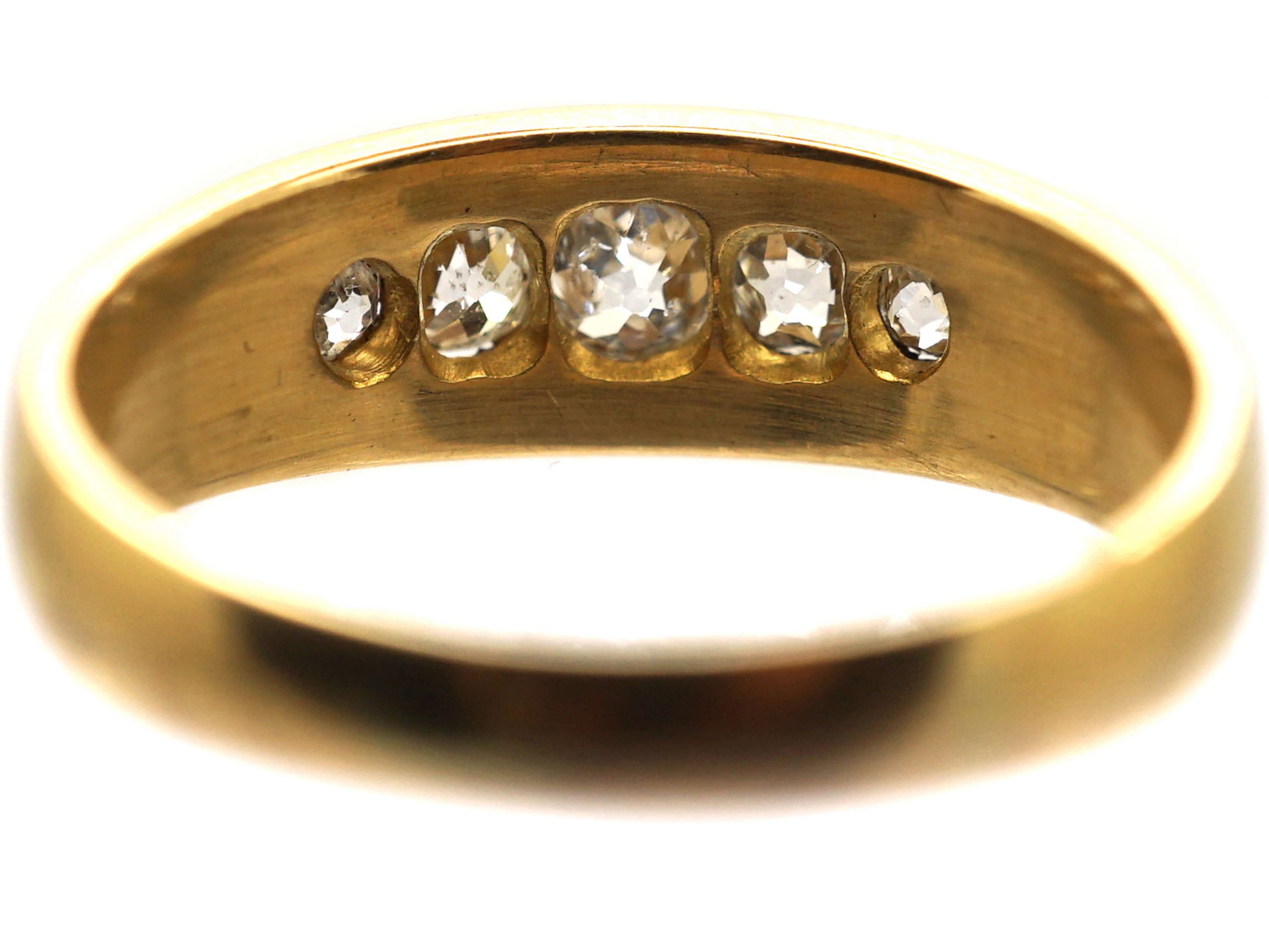 Edwardian 18ct Gold Boat Shaped Ring set with Five Diamonds (180X ...
