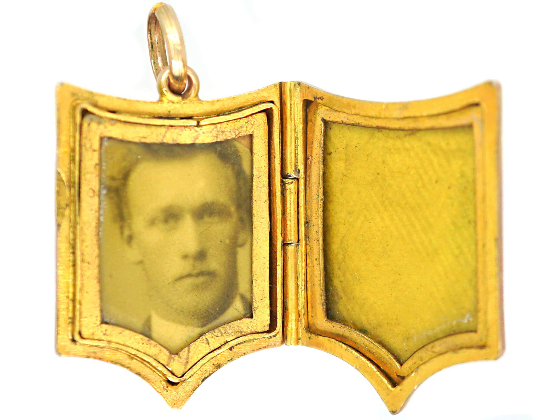 Victorian 9ct Gold Shield Shape Locket with Engraved Floral Detail ...