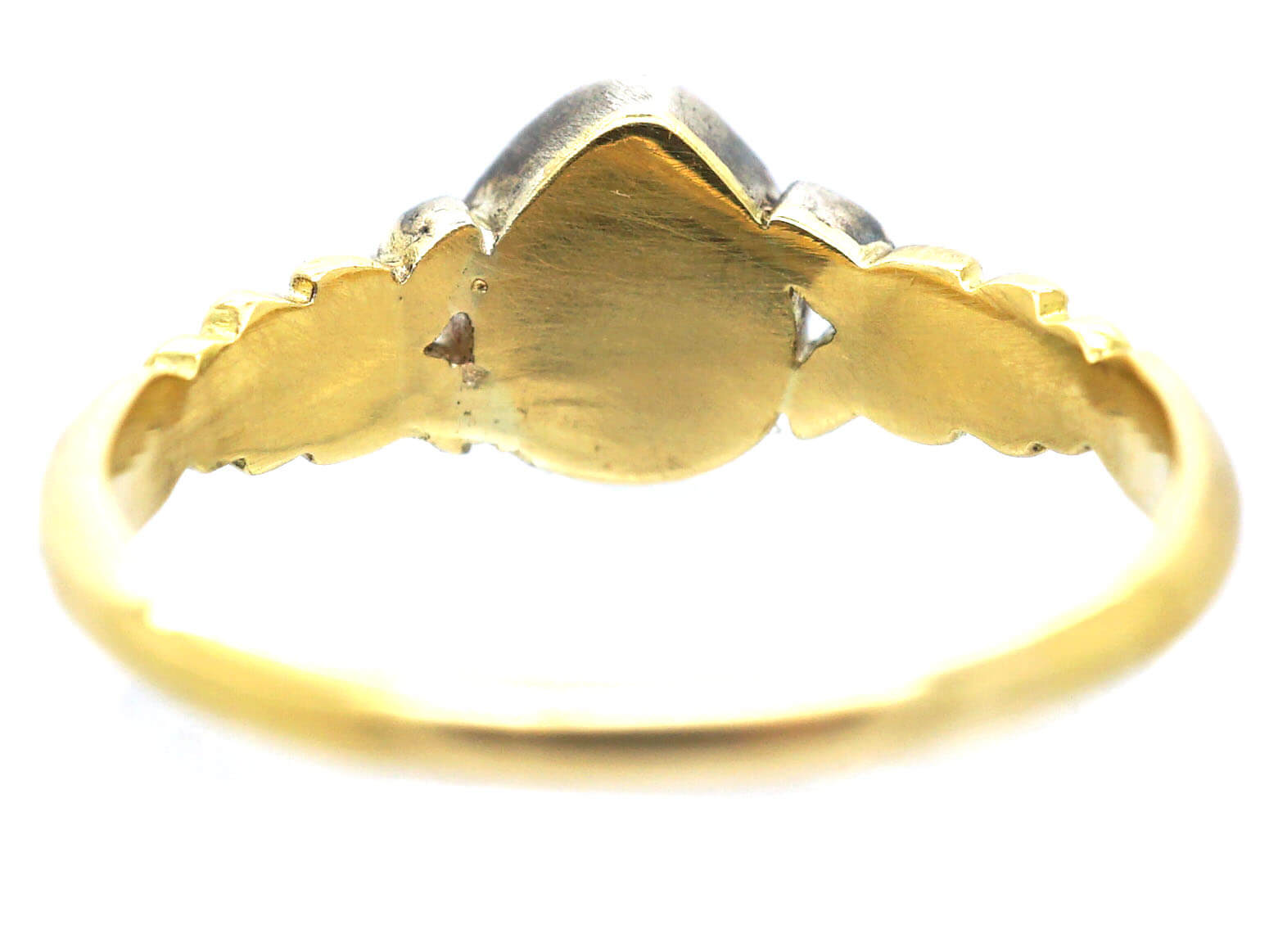 Early Victorian 18ct Gold Heart Shaped Ring set with Diamonds (805X ...