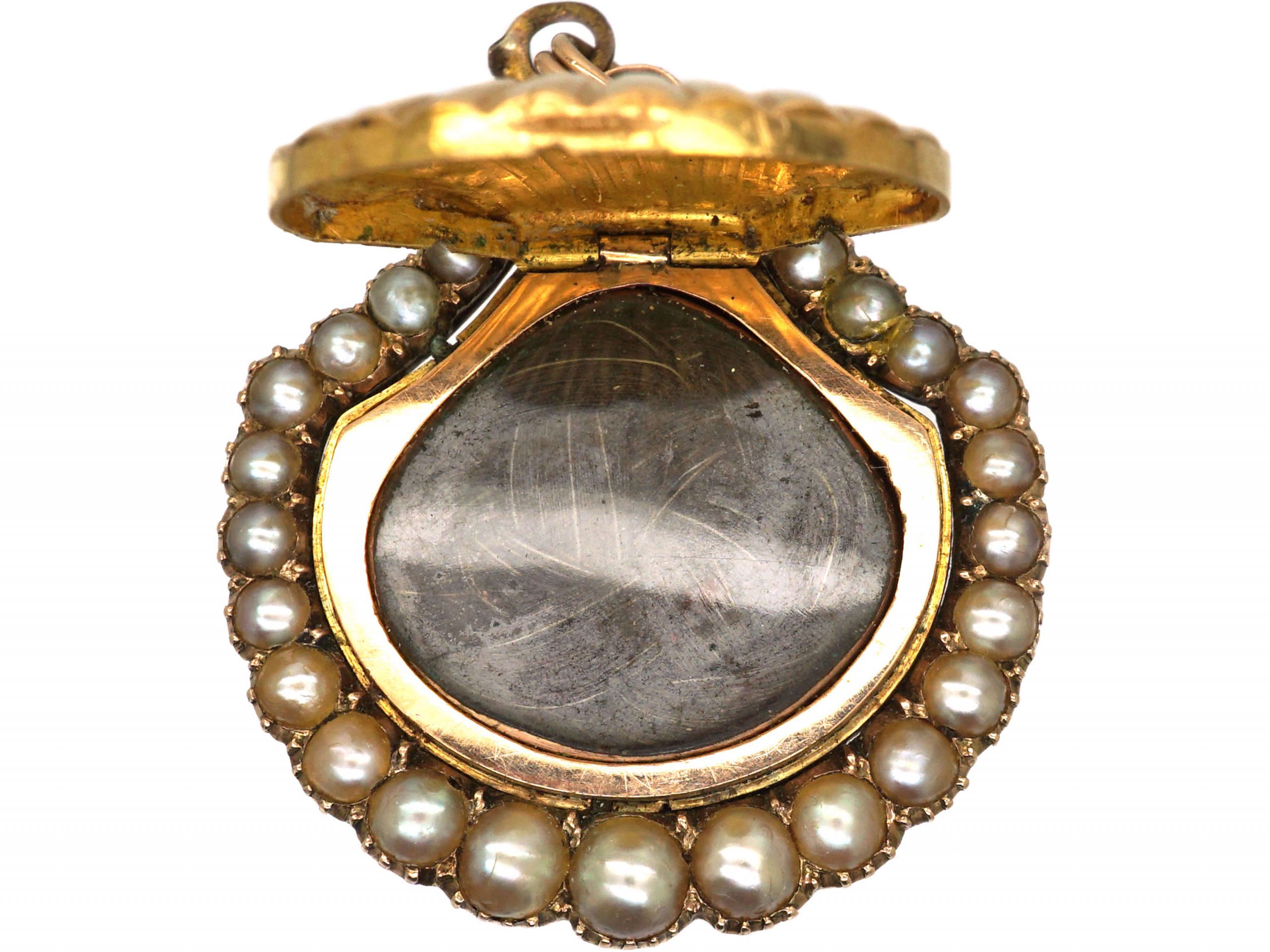 Georgian 9ct Gold Shell Locket with Natural Pearl Surround (42Y) | The ...