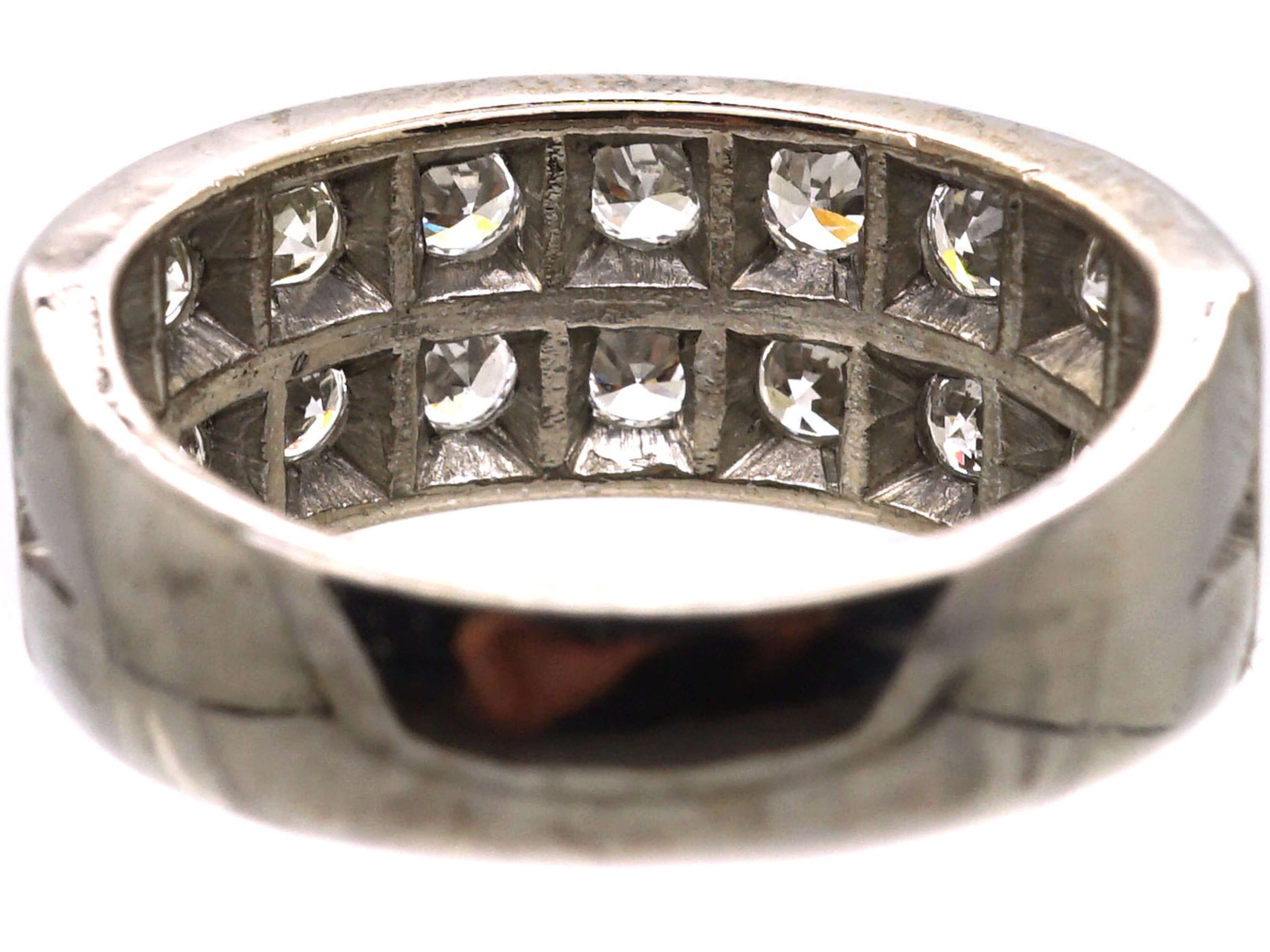 18ct White Gold Ring by Charles Green & Sons set with Diamonds (335Y ...