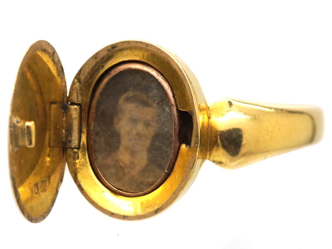 Edwardian 18ct Gold Signet Ring with Hidden Compartment | AJC - AUS
