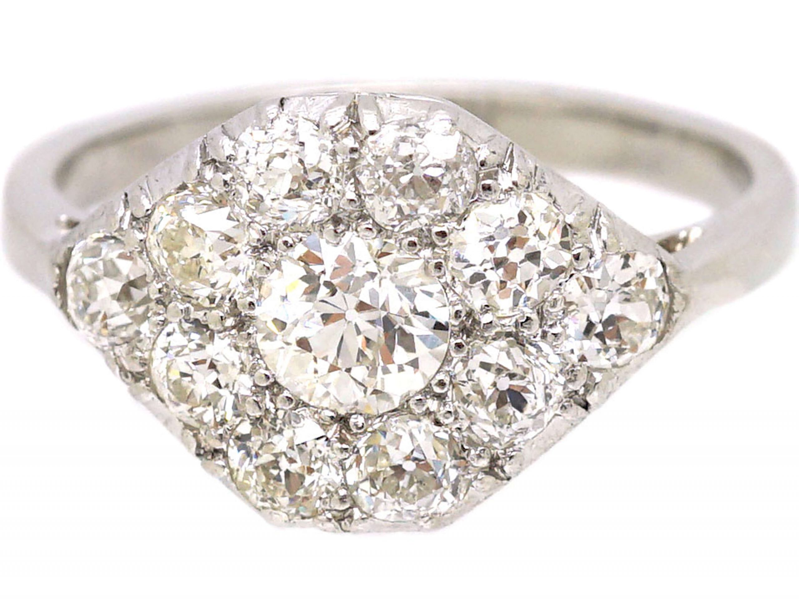 Art Deco 18ct White Gold Octagonal Shaped Ring set with Diamonds (487Y ...