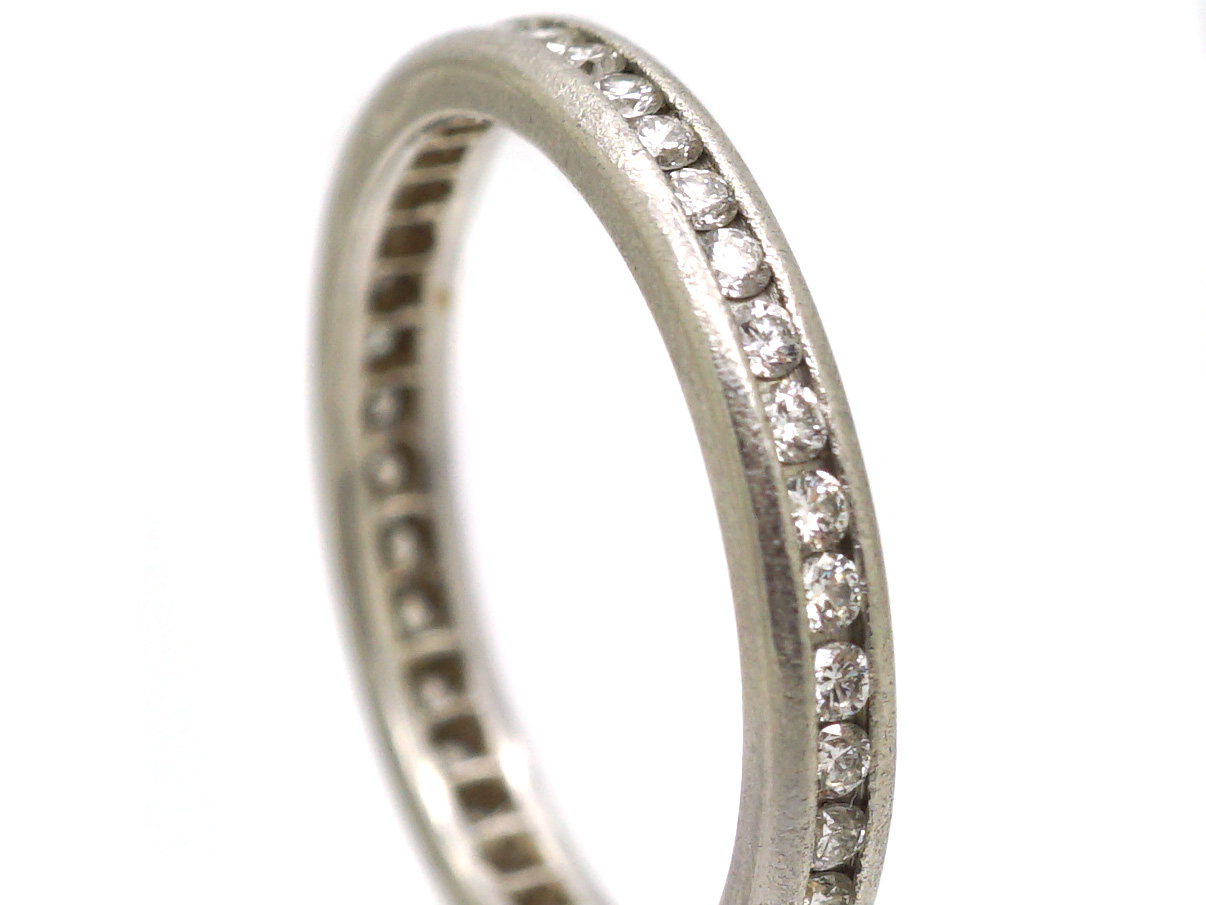 18ct White Gold Eternity Ring set with Brilliant Cut Diamonds (478Y ...
