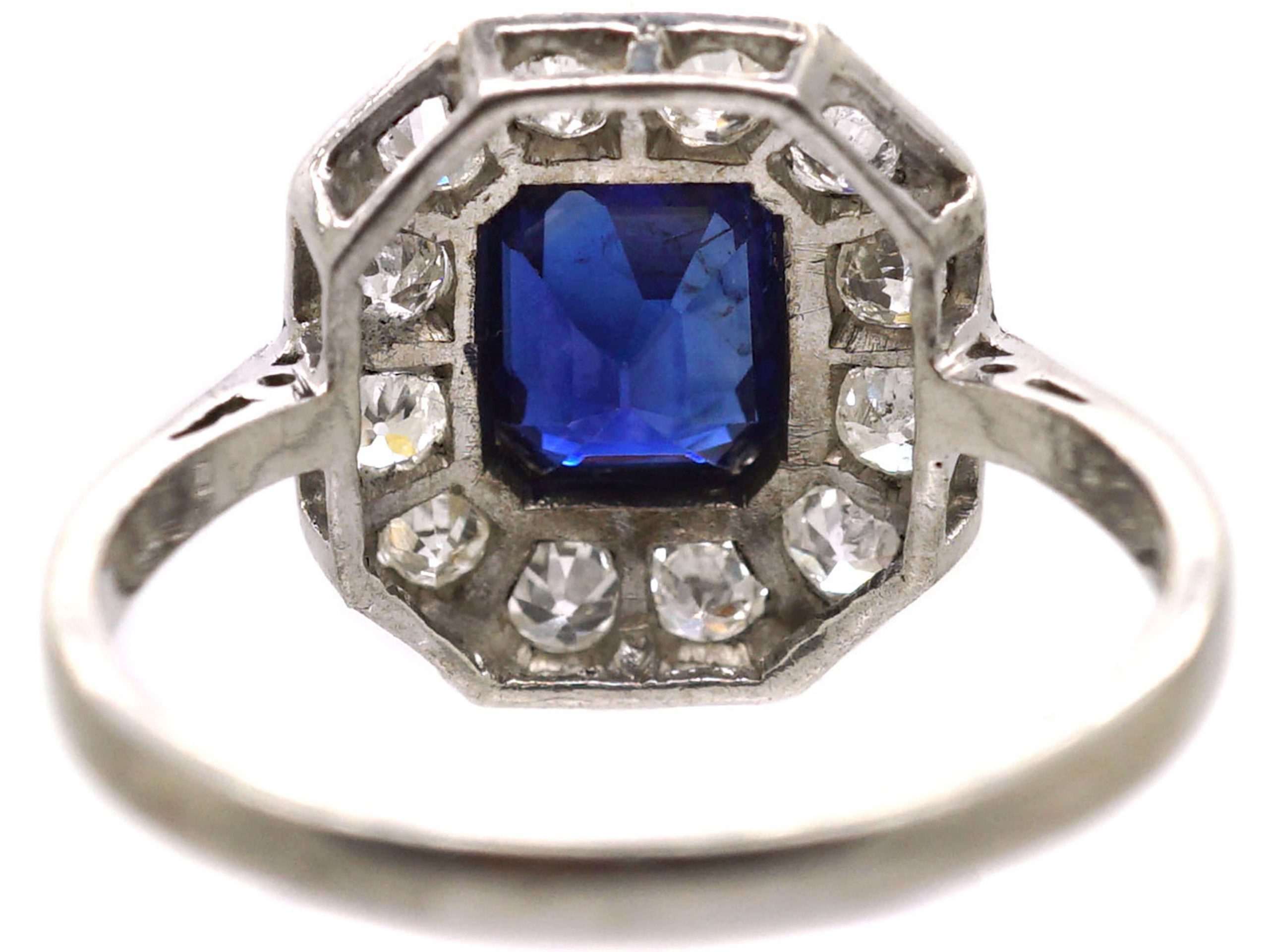 18ct White Gold Octagonal Cluster Ring set with a Sapphire & Diamonds ...